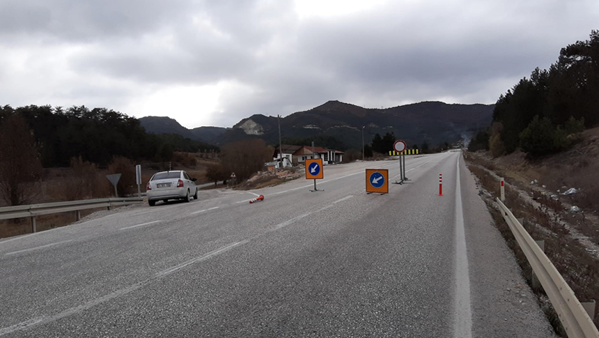 AKYAZI-NALLIHAN KARA YOLU 10 GÜN KAPALI - Karabük Net Haber